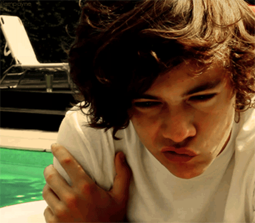 *Más que una Nerd, una célula sub-desarrollada* (Harry Styles y tú ...
