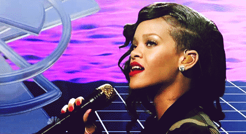 Gifs Rihanna [2] - Página 31