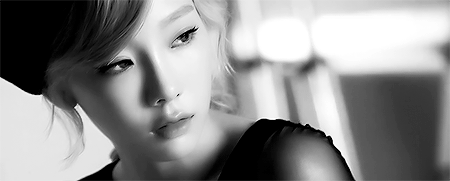 Rose, Scent, Kiss. ━ Kim Iseul.