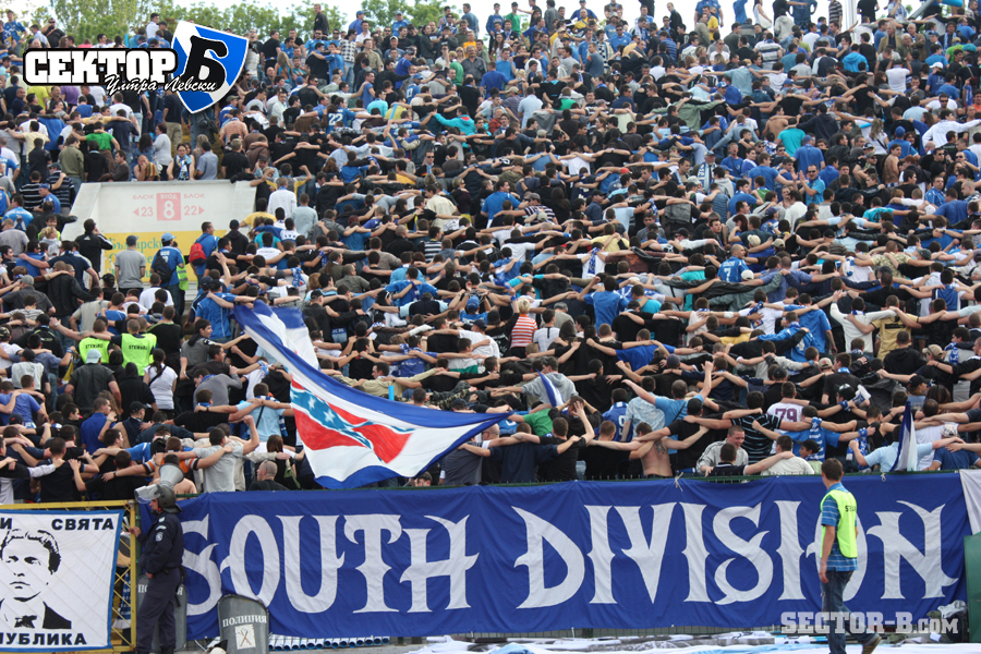 Ultras Choreos (Pyro, Flags, Smokes) - Page 6