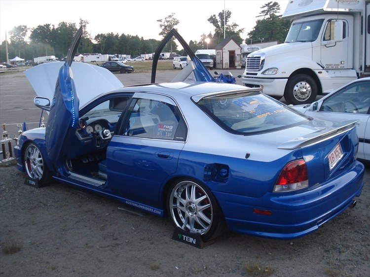 FOR SALE: Two Tone Custom Honda Accord. Lots of Mods!