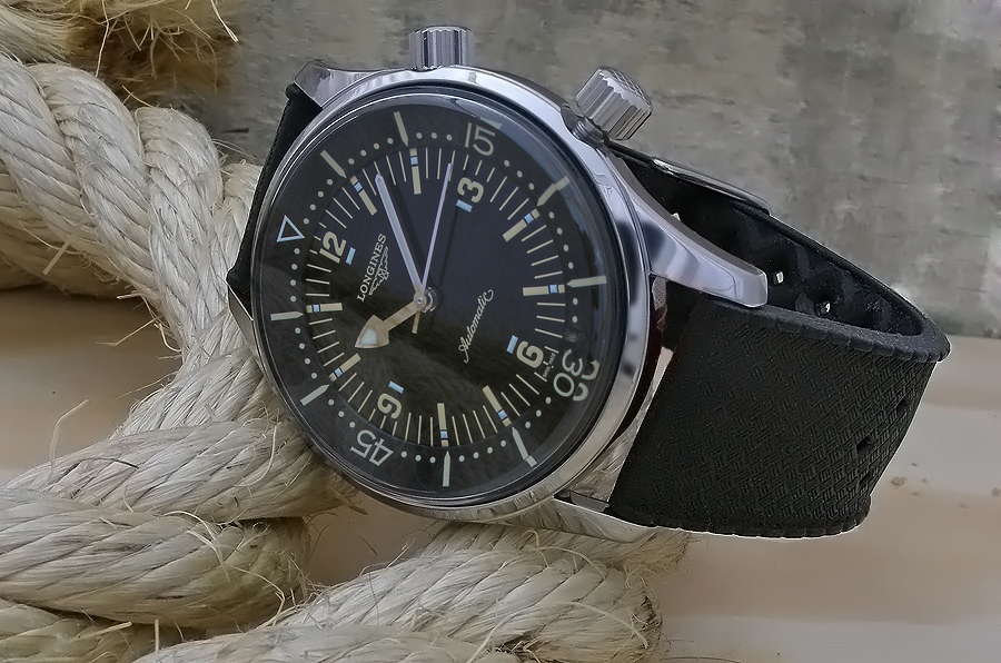 Legend Diver with several straps...( Pics )