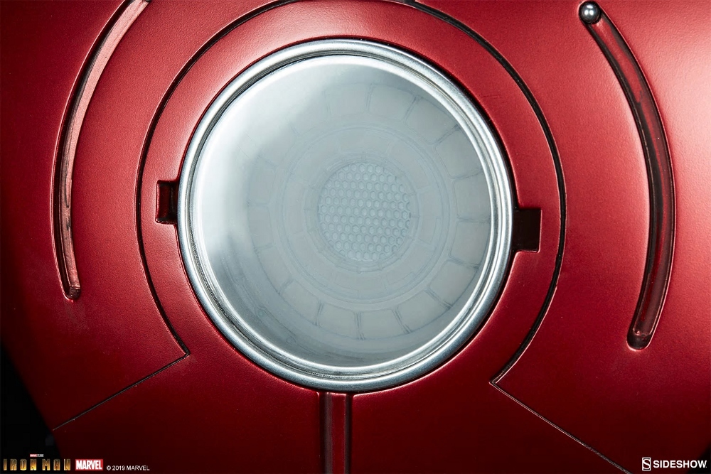 IRON MAN MARK III - Life Size Bust