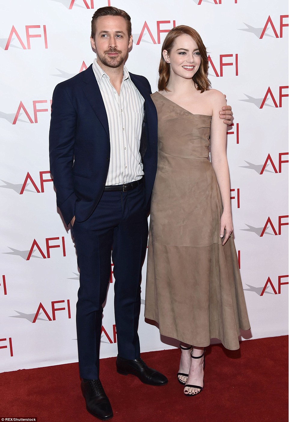 ¿Cuánto mide Emma Stone? - Altura - Real height