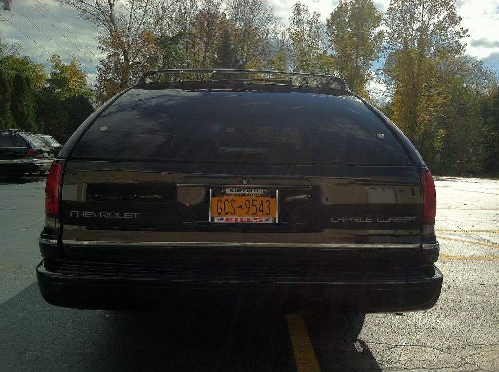 Finally some pics of my new 1995 Caprice Wagon!!!
