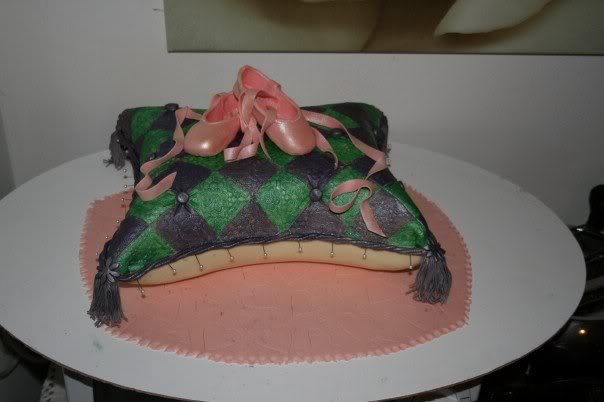 Toni's Pillow Cake Tutorial