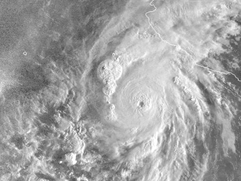 HURACANES, TIFONES, CICLONES TROPICALES EN EL PACIFICO NE