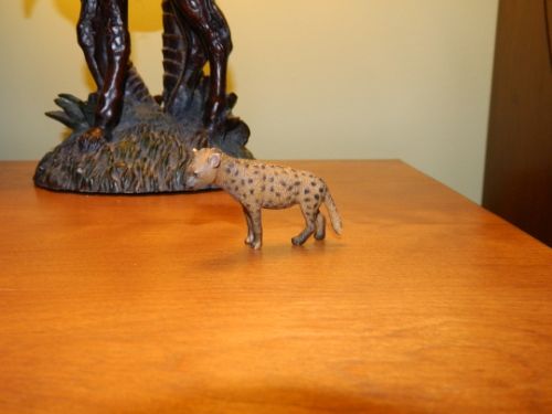 New Additions PlayVisions Spotted Hyena and Club Earth Extinct Animals