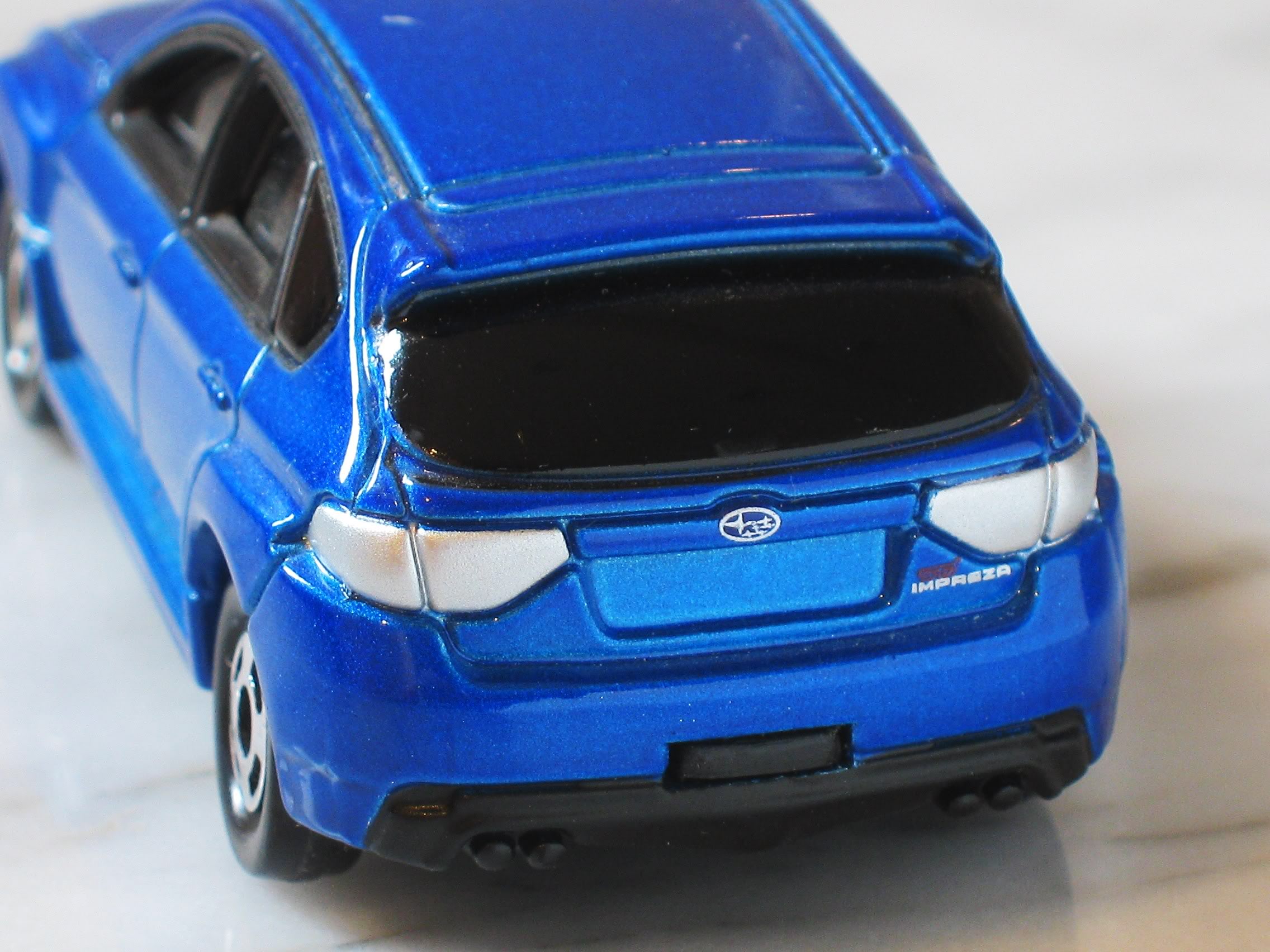 Majorette 2011 - Subaru Impreza WRX STI vs Tomica