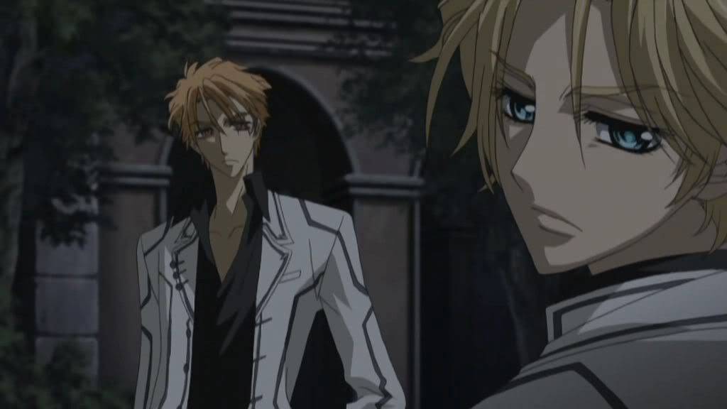LISEROCBLACK(VAMPIRE KNIGHT)