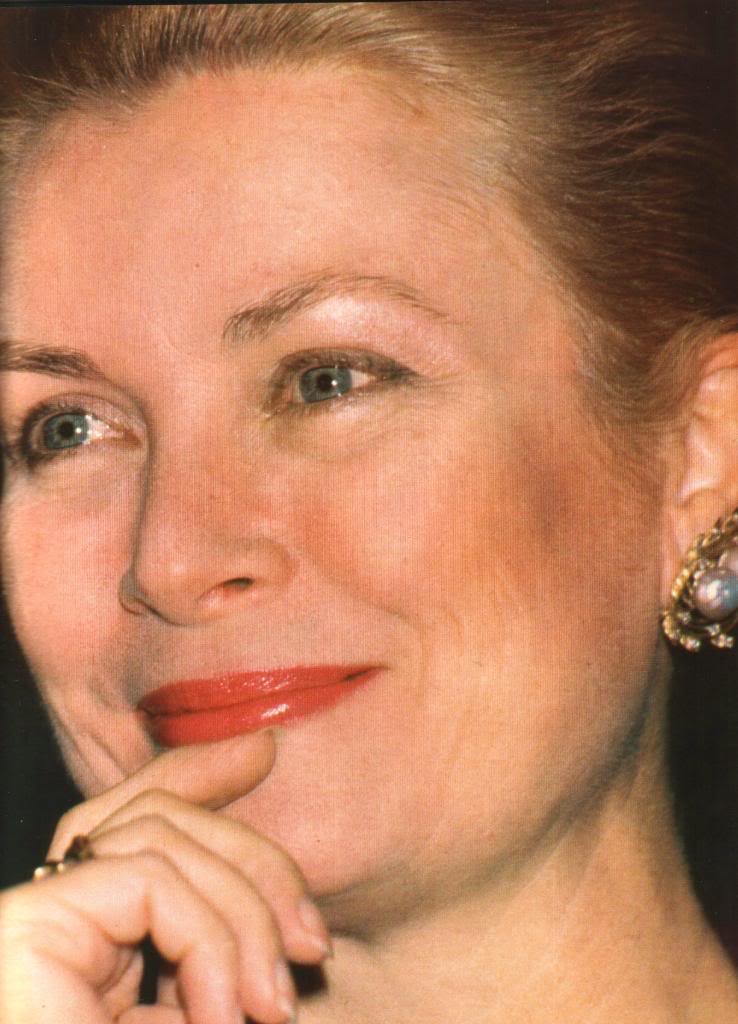 GRACE 1929 - 2009