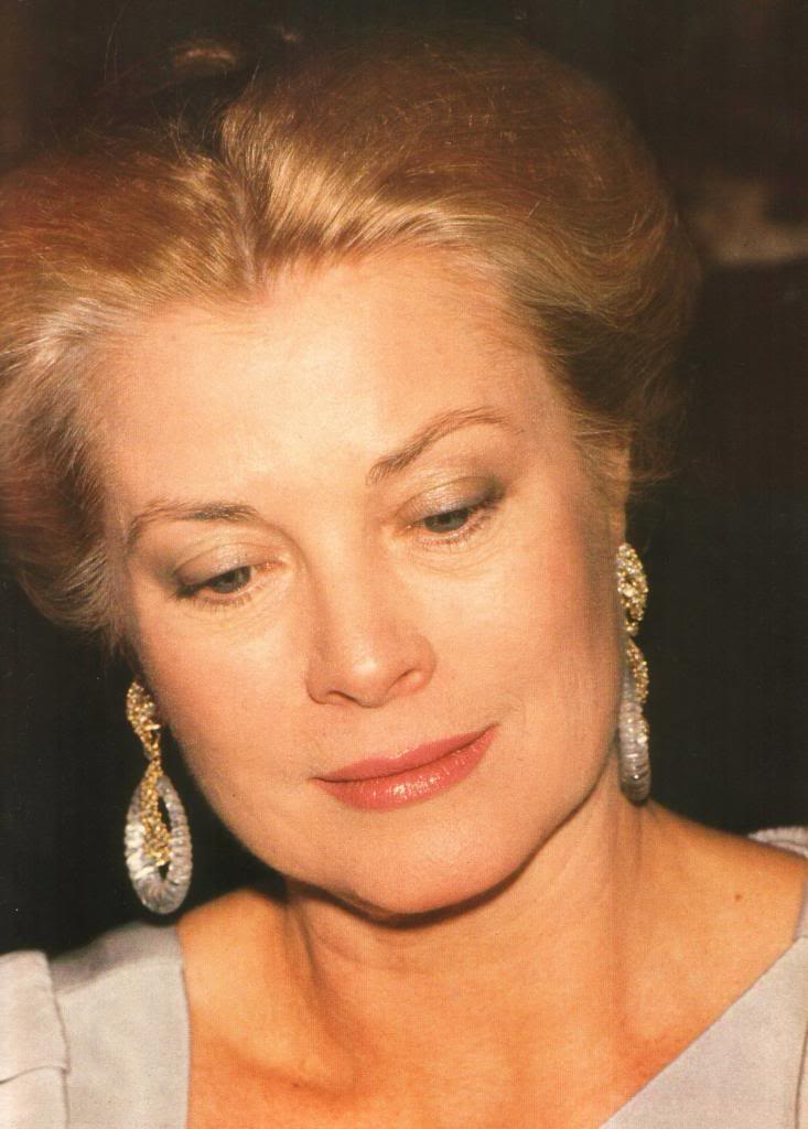 GRACE 1929 - 2009