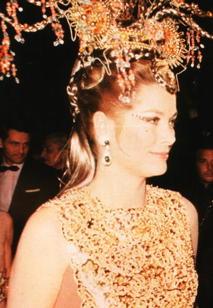 GRACE 1929 - 2009