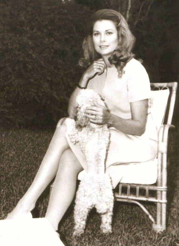 GRACE 1929 - 2009