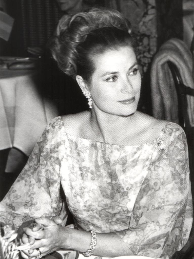 GRACE 1929 - 2009