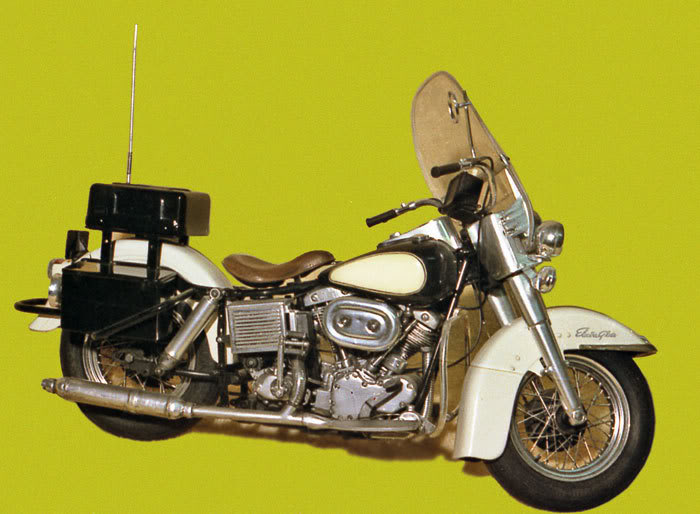 Revell Harley Davidson Police Bike