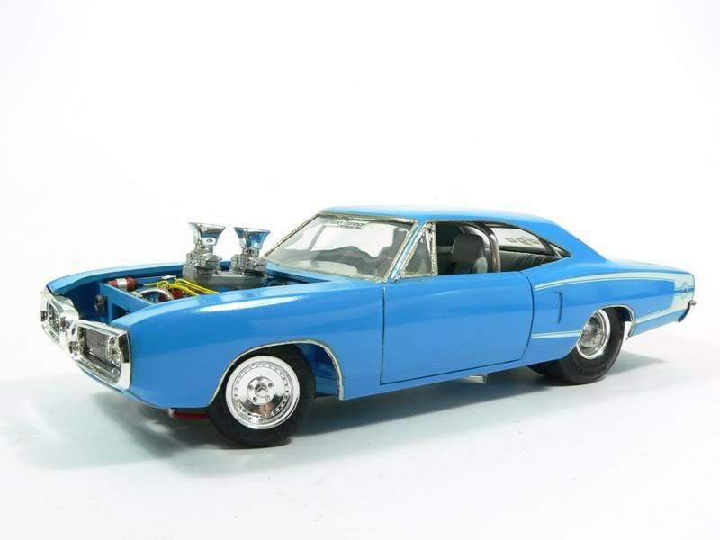 Super Bee