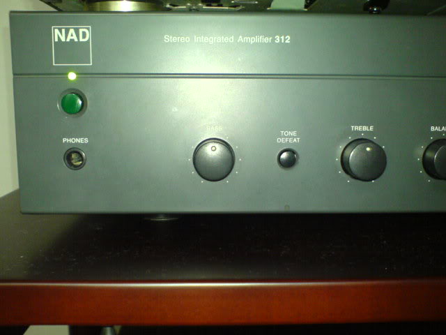 NAD 312 integrated amp (Used) SOLD