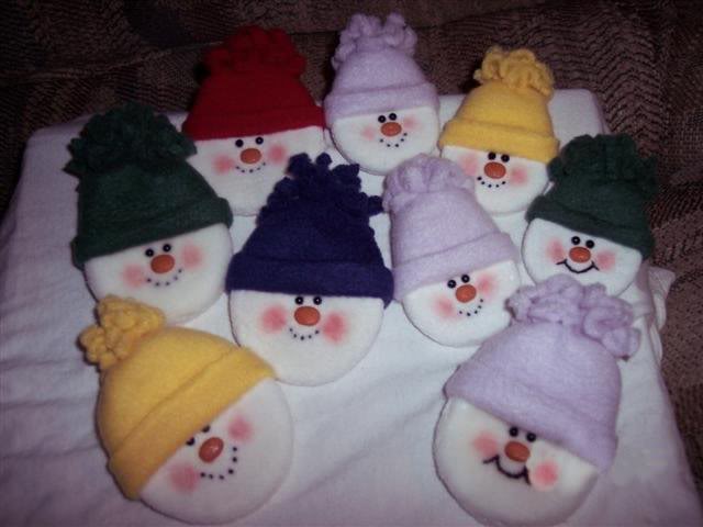Powder Puff Snowmen