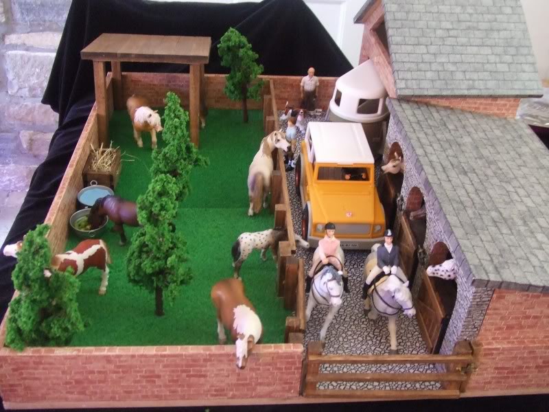 how to make your own stable/barn