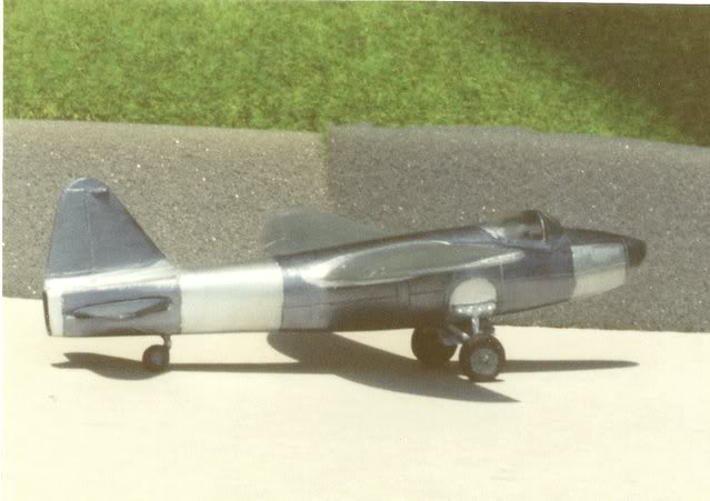 [12 Squared] HEINKEL He 178 V1, vers 1980 Réf 2-5