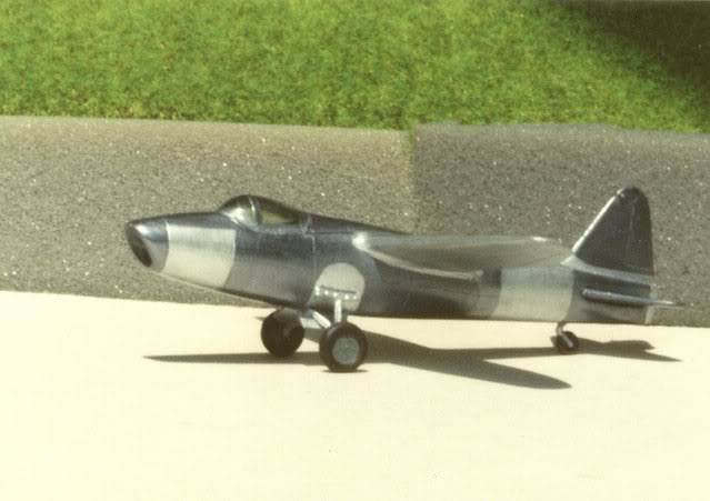 [12 Squared] HEINKEL He 178 V1, vers 1980 Réf 2-5