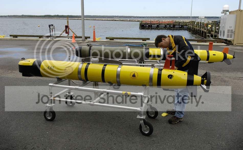 Pequenos submarinos Iranianos