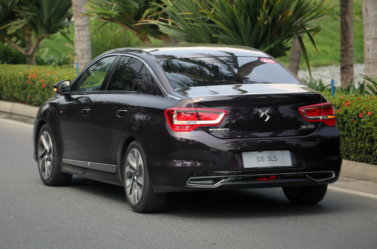2013 - [DS/Citroën] DS 5LS [B753] - Page 29