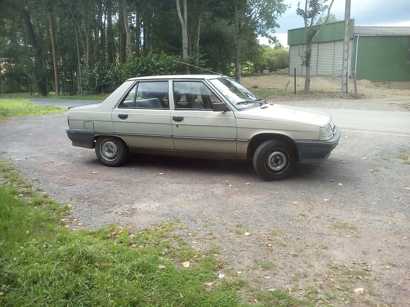 Renault 9 TL de 1987 - Page 2
