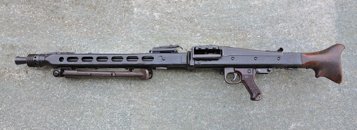 MG 42