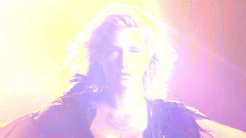 Kesha's Gifs