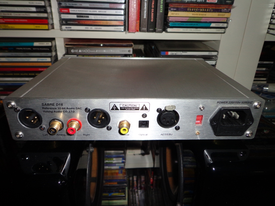 Yulong Sabre D 18 32 bit Reference DAC ( SOLD )