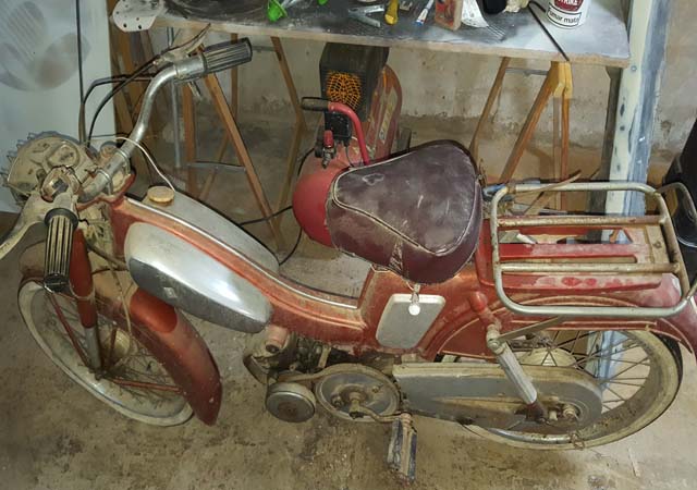 Restauración Mobylette AV-89 segunda serie