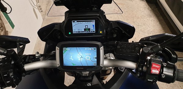 Support GPS TomTom Pour Tracer 900 - 2018