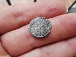 Ayuda con moneda desconocida de plata