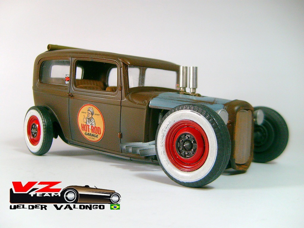 32 Ford Sedan Rat Rod- MADE IN BRAZIL