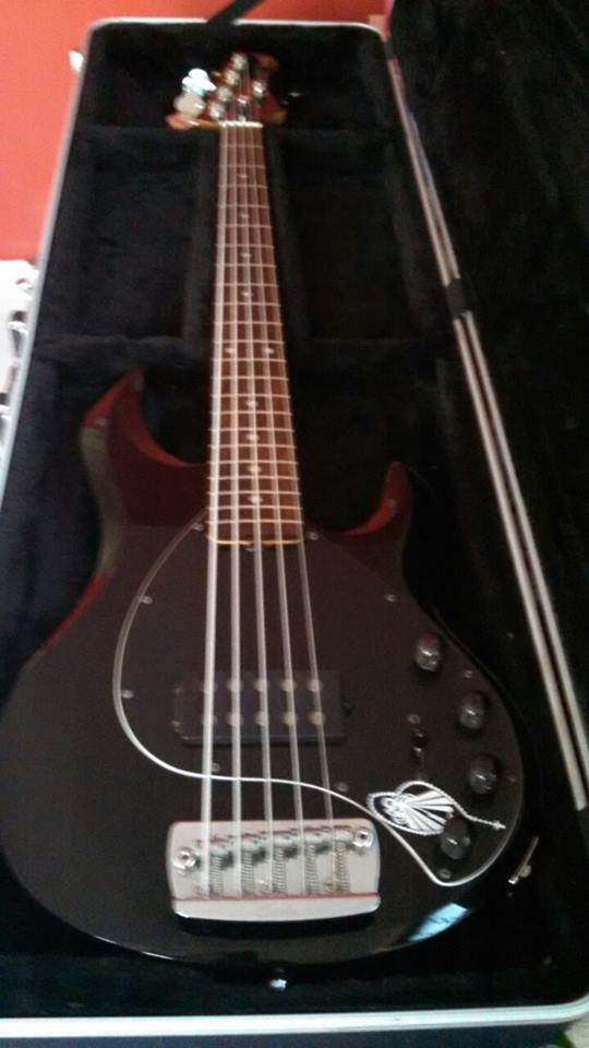 Vendo: Baixo Sterling Ray 5 by Music Man