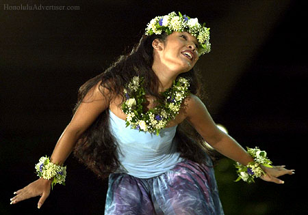 Bailarina Natasha Oda miss aloha 2001