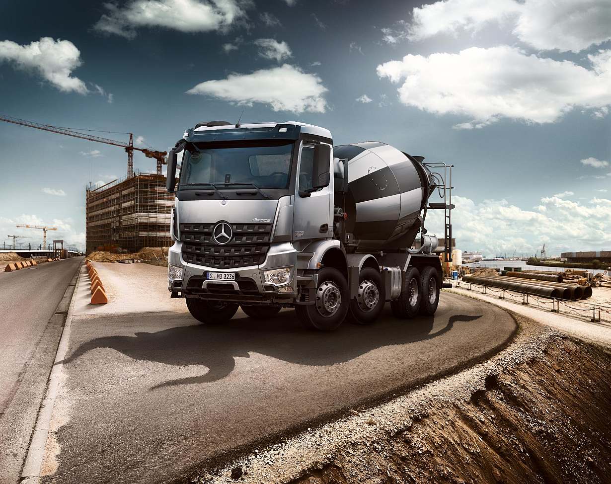 Mercedes-Benz Arocs 2013