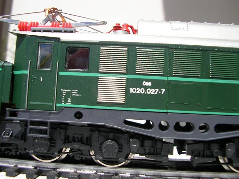 Kleinbahn E 1020.027 grün
