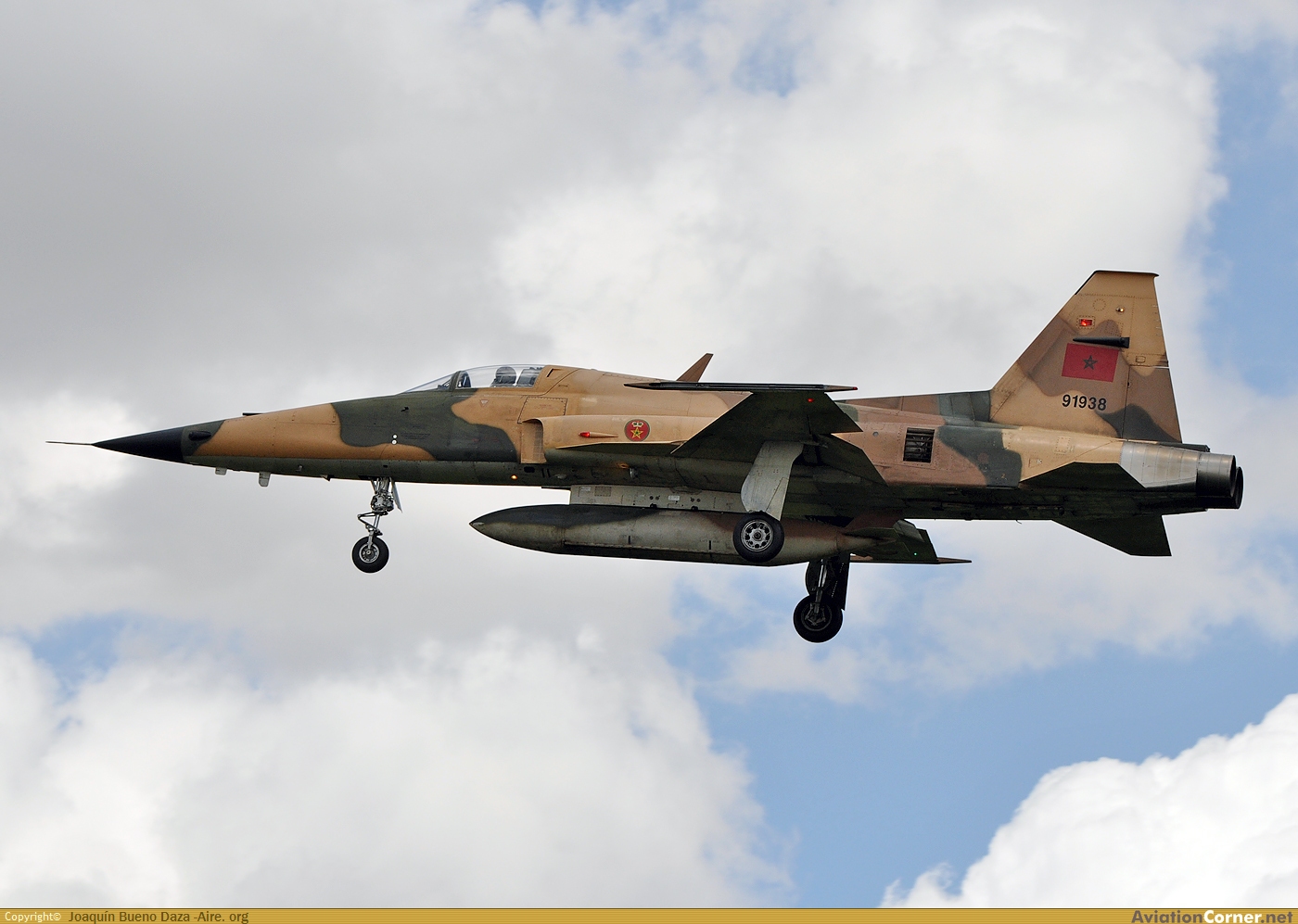 FRA: Photos F-5 marocains / Moroccan F-5 - Page 8