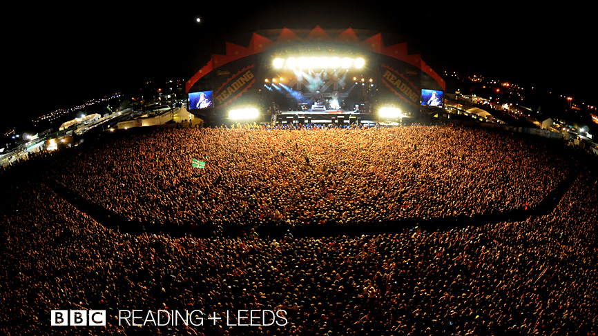 Blink 182 - Live at Reading Festival 2010