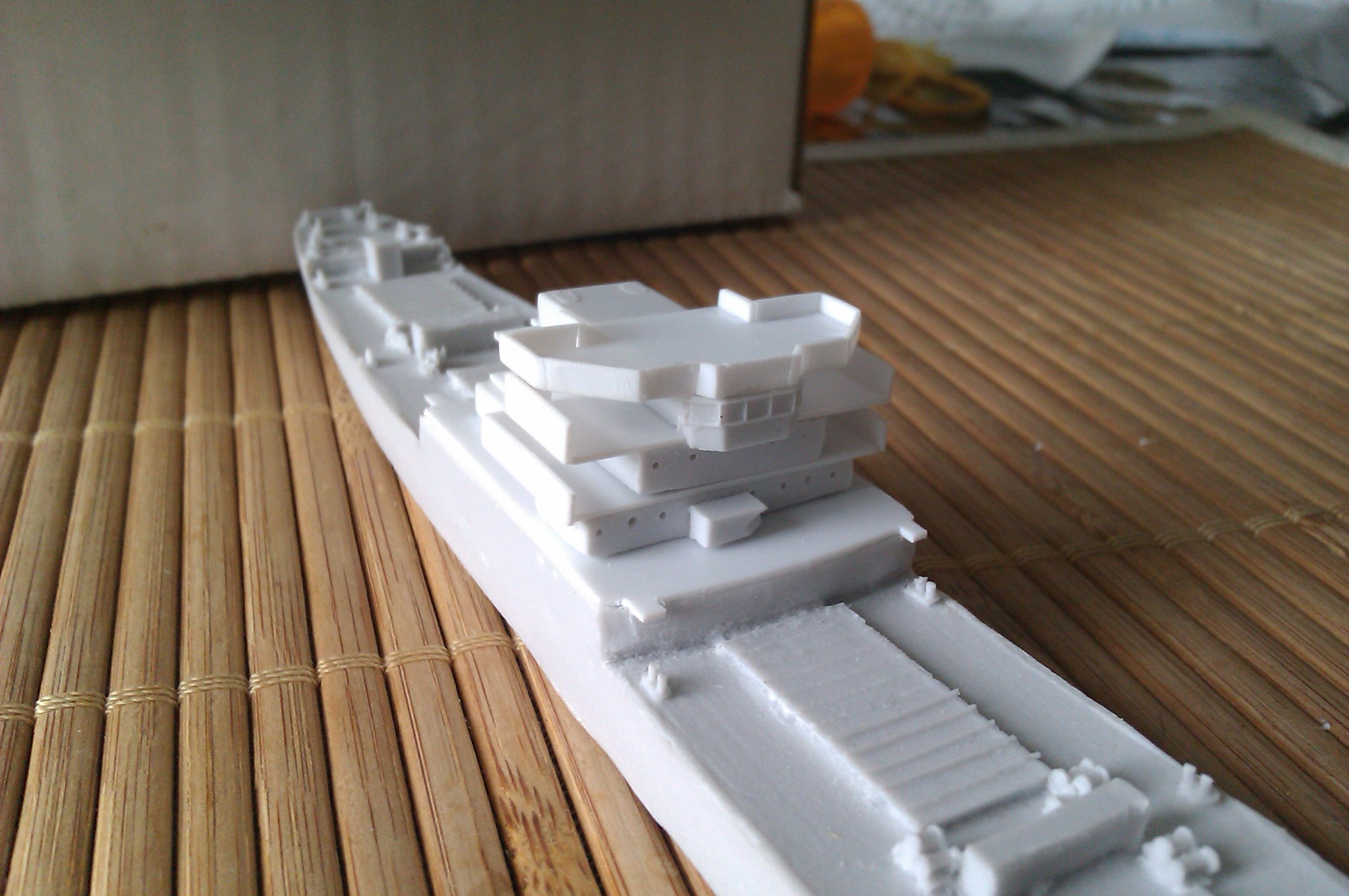USS Thurston 1/700 à partir du kit Armerican scout de Loose cannon