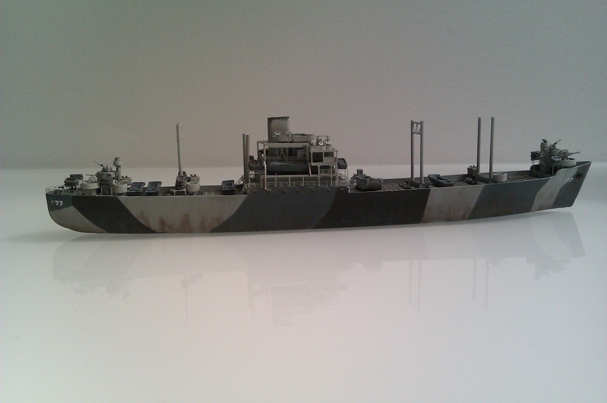 USS Thurston 1/700 à partir du kit Armerican scout de Loose cannon