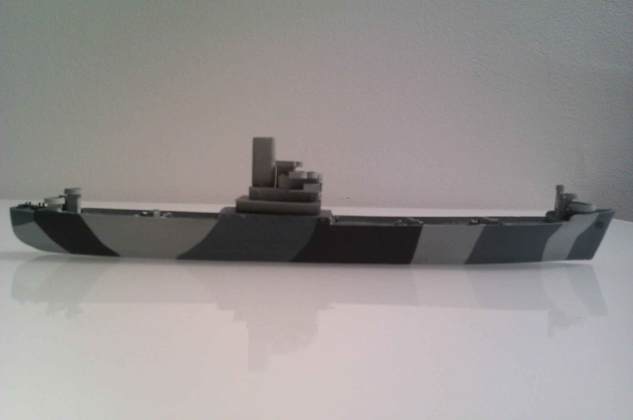 USS Thurston 1/700 à partir du kit Armerican scout de Loose cannon