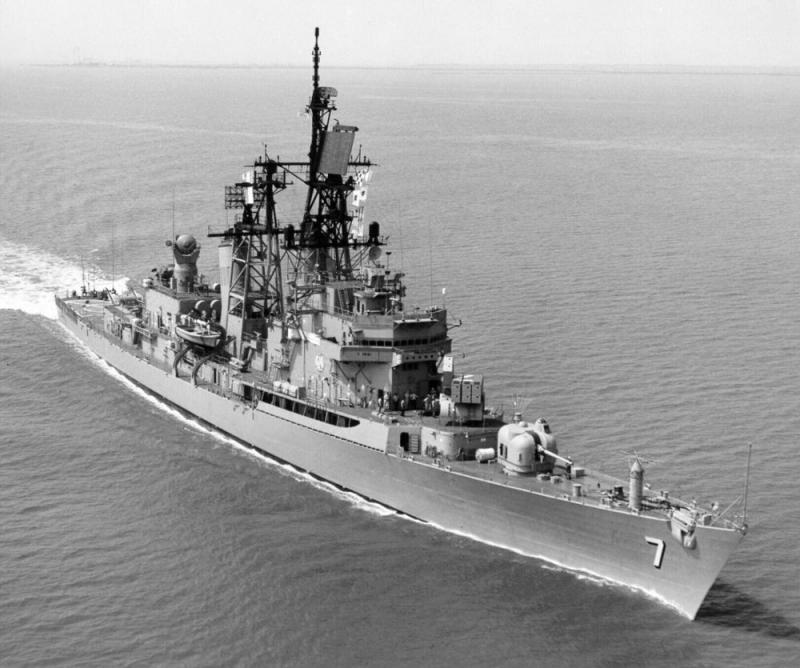 DESTROYERS LANCE-MISSILES CLASSE FARRAGUT