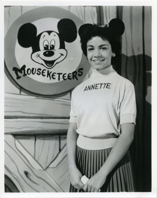The Mickey Mouse Club version 2017 : Club Mickey Mouse.