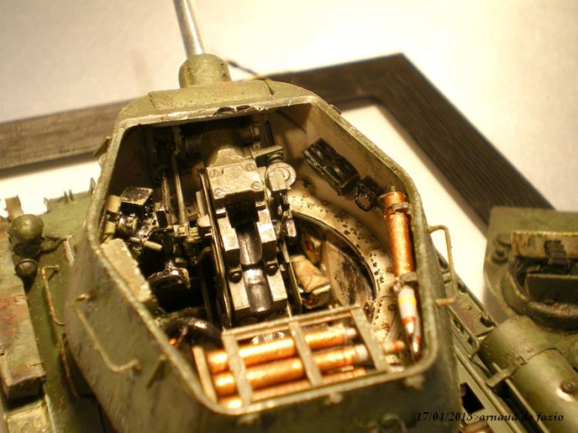 T34/85 model 44 afv club (full intérior kit) 1/35 - Page 5