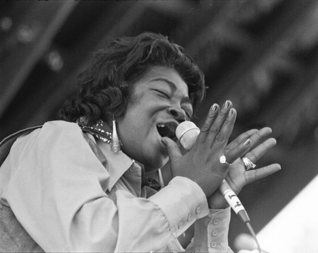 Lucille Spann - Cry Before I Go (1974)