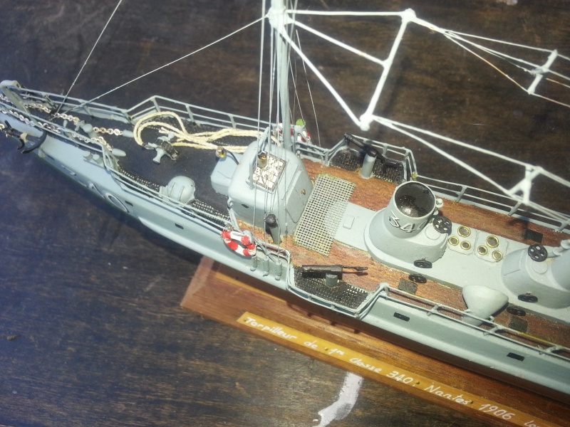 le contre torpilleur la Bombarde de 1903 et le torpilleur numéroté 340 ...